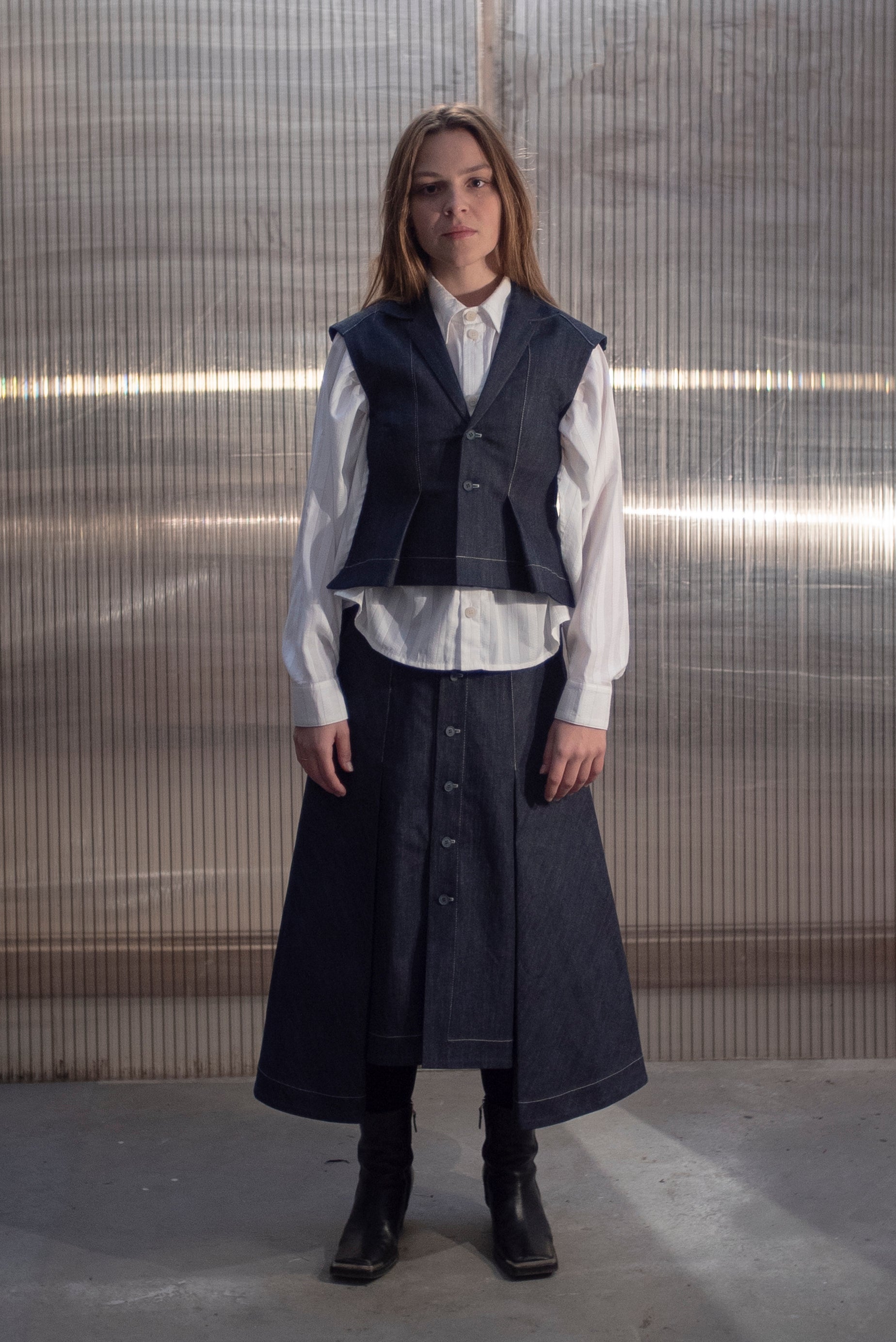 Long Fold to Front Skirt – Sloth Rousing